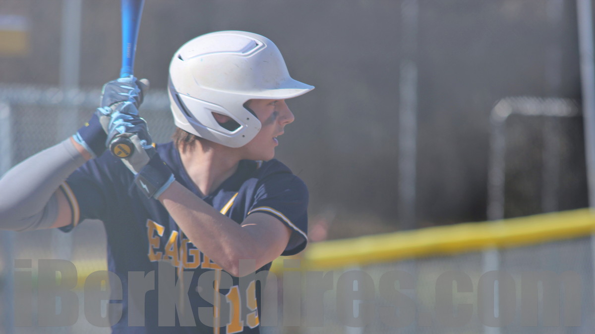 Mount Everett Wins in Return from Long Layoff / iBerkshires.com - The ...