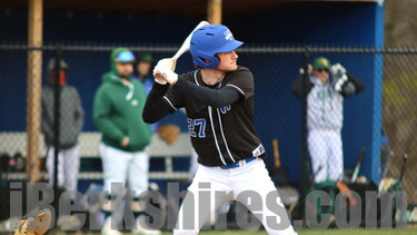 McLaughlin, Rabuse Lead Wahconah Past Granby / iBerkshires.com - The ...