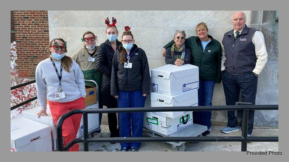SVMC Staff Share the Holiday Spirit with Foster Families / iBerkshires ...